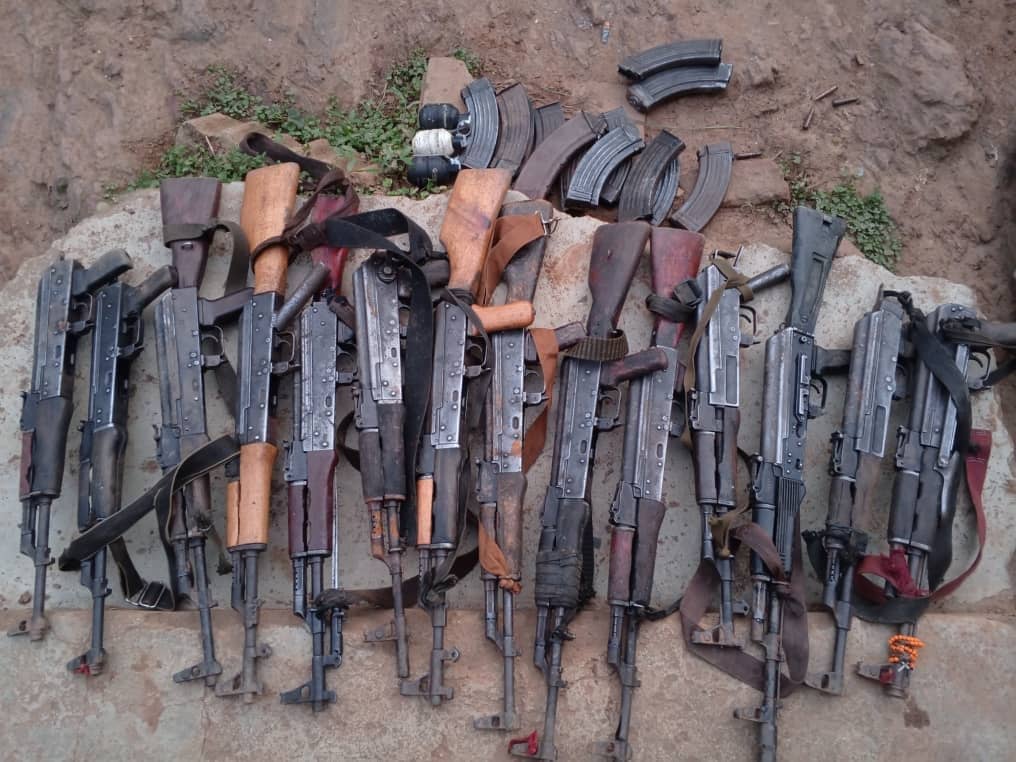 Ituri : Les FARDC mettent la main sur une cache d’armes de la milice ...